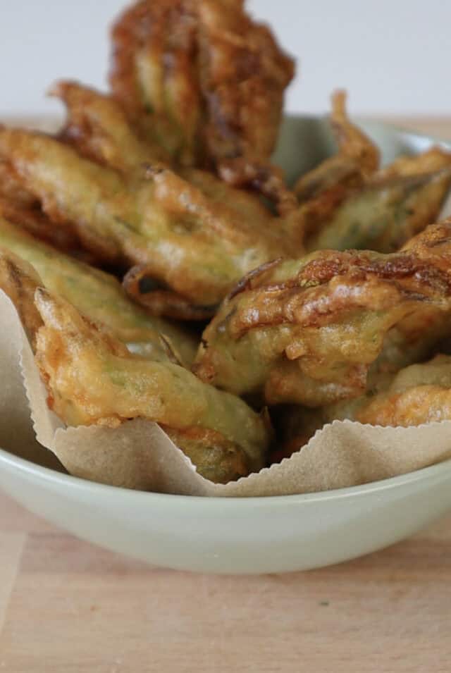 Fried Zucchini Flowers (Courgette Flowers)