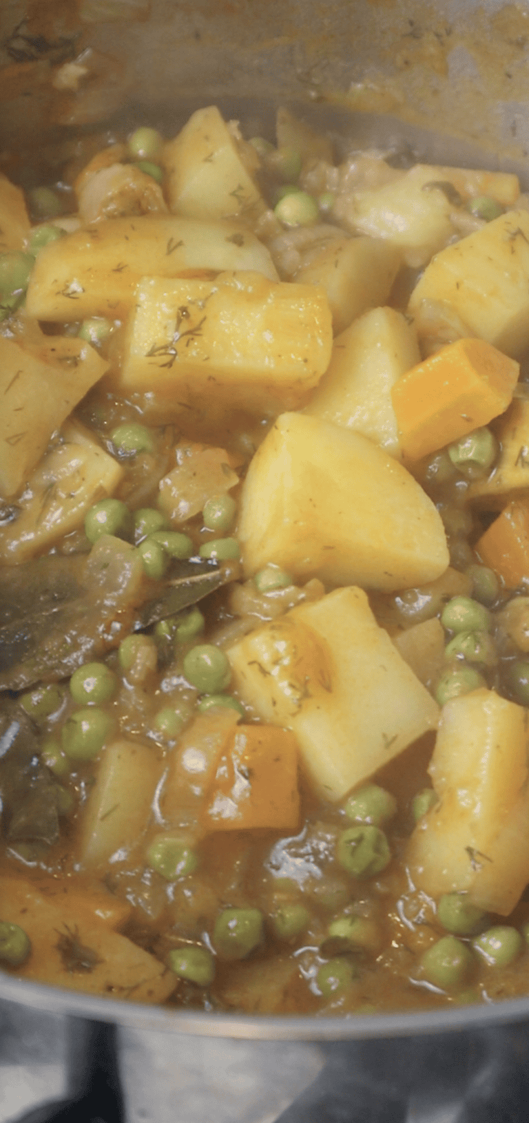 How To Make Arakas Latheros - Greek Peas and Potato Stew • Recipes and ...