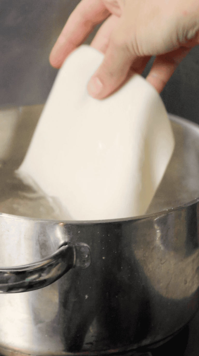 Mandilli De Sea - Italian Silk Handkerchiefs Pasta • Recipes and Places