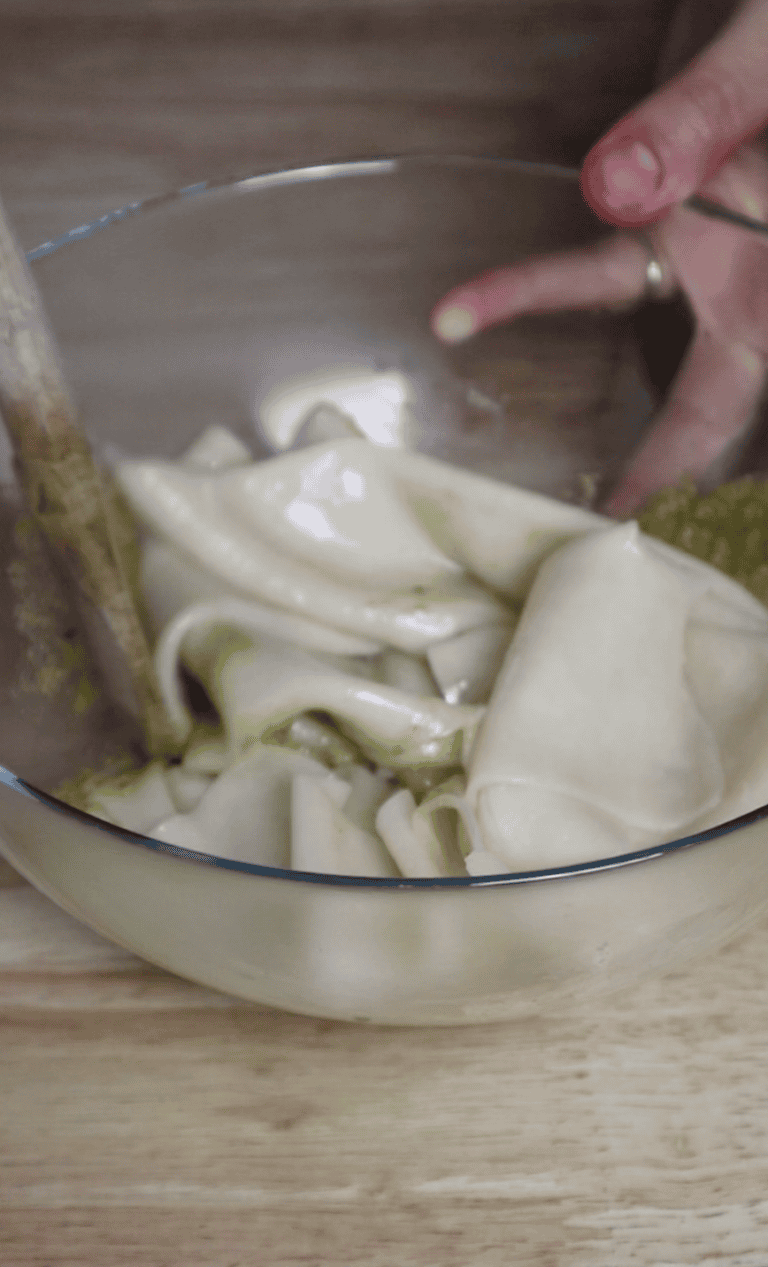 Mandilli De Sea - Italian Silk Handkerchiefs Pasta • Recipes and Places