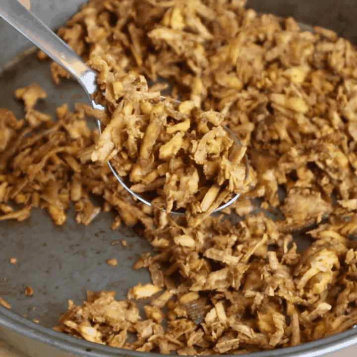 How to Make Crispy Grated Tofu in the Oven • Recipes and Places