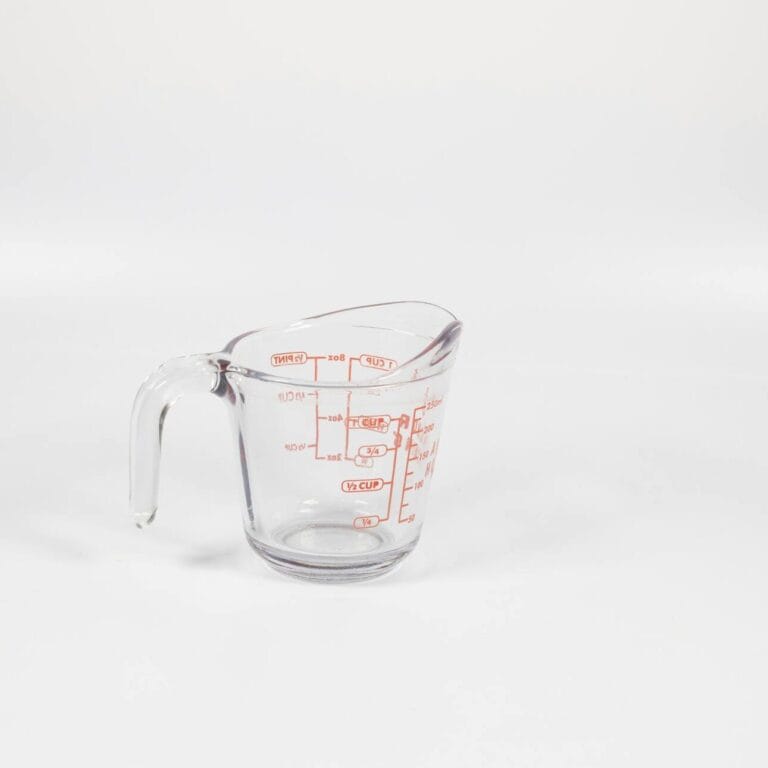 How To Convert Grams To Cups + Conversion Table