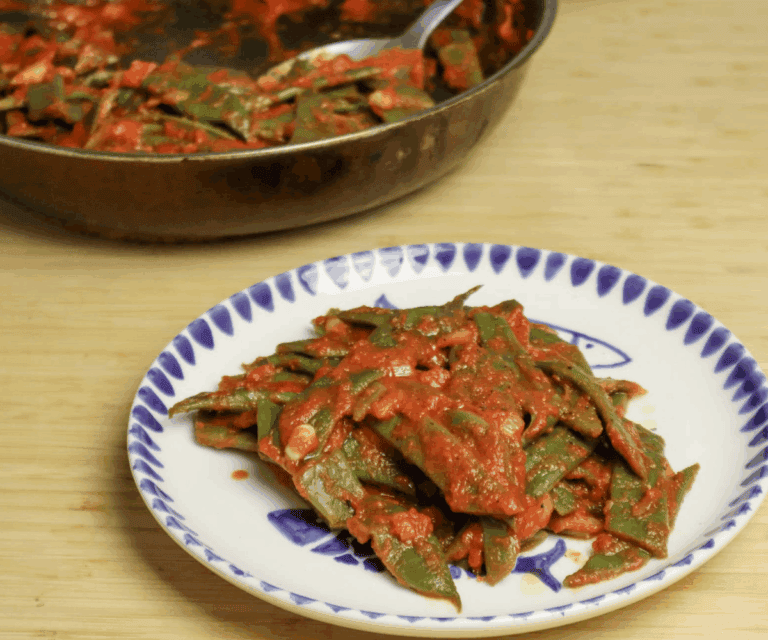 Easy Romano Beans Recipe With Tomato Sauce